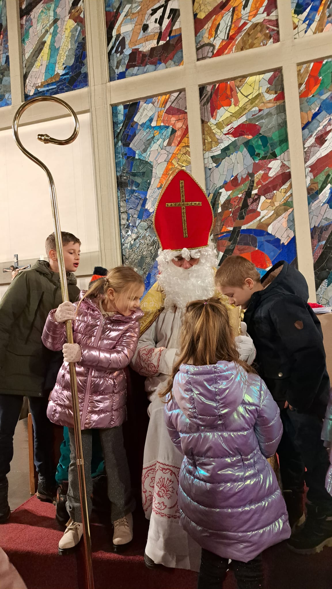 Besuch vom heiligen Nikolaus | Pfarre Zum Göttlichen Wort